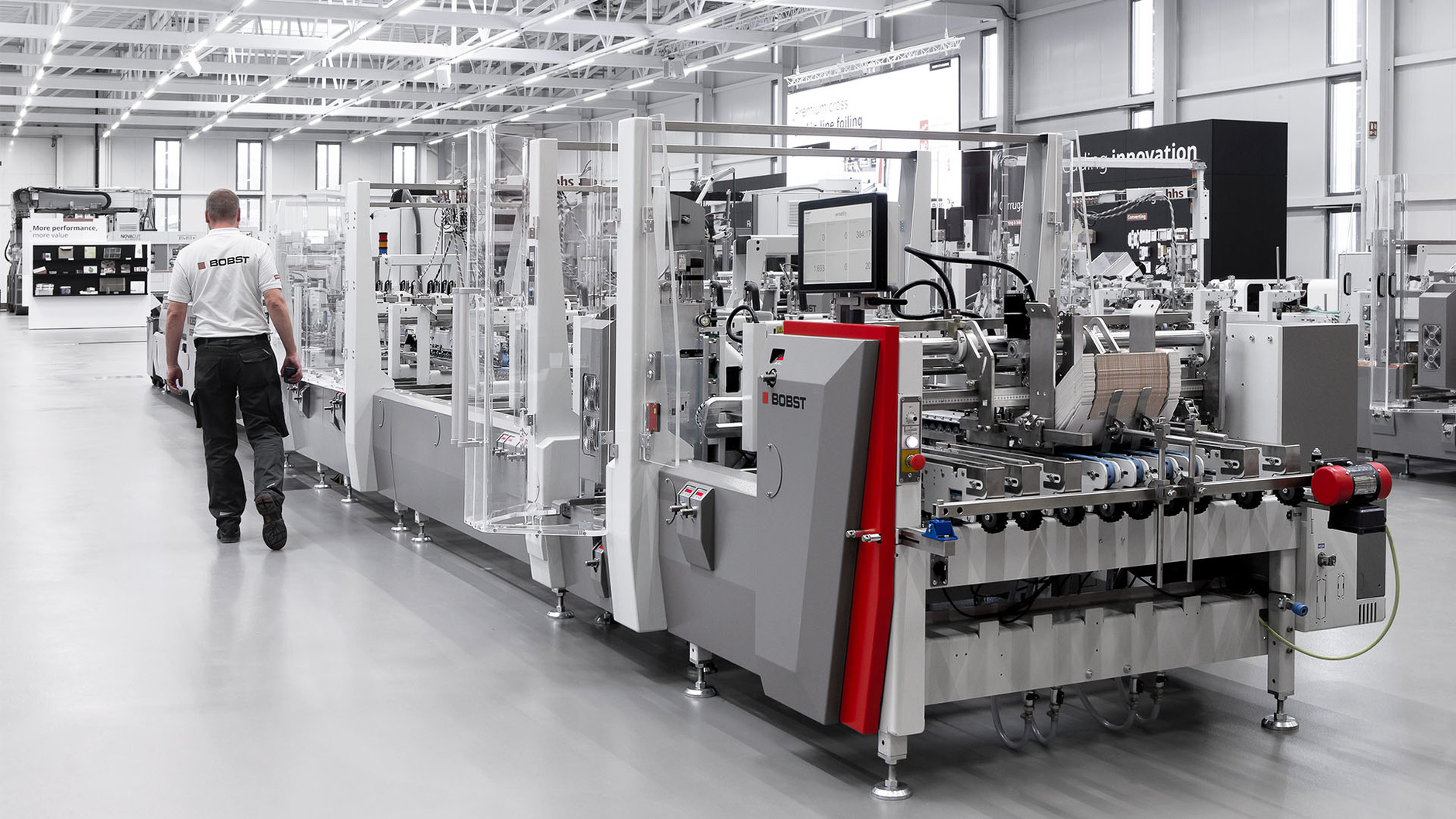 BOBST inaugure la nouvelle évolution de sa machine EXPERTFOLD 50 l 80 l ...